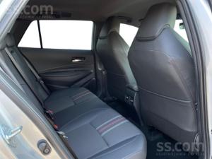 Grey Toyota Corolla 2021 in Riga, with an engine capacity of 2.00 L and mileage of 122 thousand km for 25990 €, photo 8 on AUTOMOTO.COM.LV