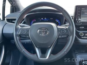 Grey Toyota Corolla 2021 in Riga, with an engine capacity of 2.00 L and mileage of 122 thousand km for 25990 €, photo 13 on AUTOMOTO.COM.LV