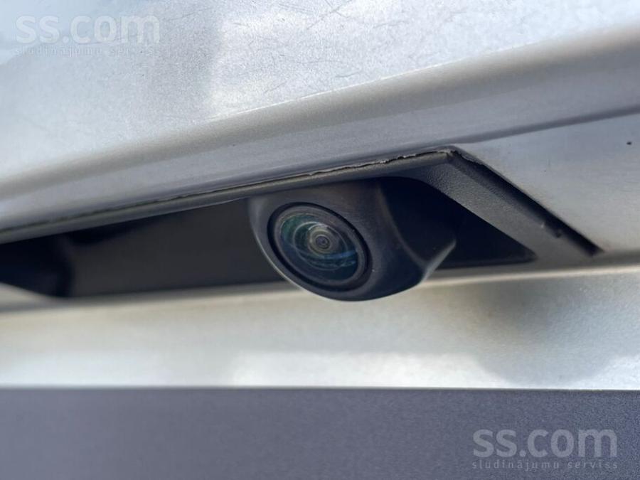 Grey Toyota Corolla 2021 in Riga, with an engine capacity of 2.00 L and mileage of 122 thousand km for 25990 €, photo 31 on AUTOMOTO.COM.LV