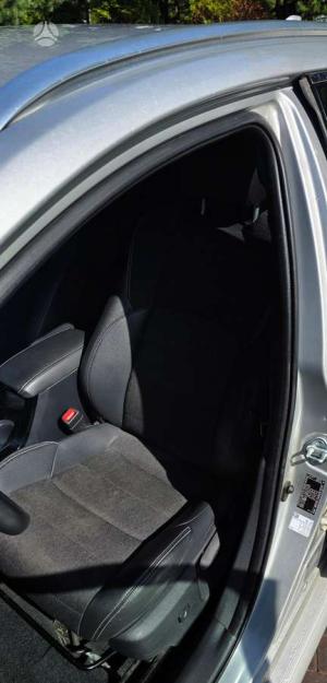 Grey Toyota Corolla 2021 in Vilnius, with an engine capacity of 1.20 L and mileage of 190 thousand km for 15900 €, photo 17 on AUTOMOTO.COM.LV
