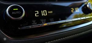 Grey Toyota Corolla 2021 in Vilnius, with an engine capacity of 1.20 L and mileage of 190 thousand km for 15900 €, photo 28 on AUTOMOTO.COM.LV