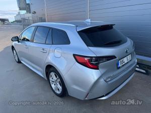 Серый Тойота Королла 2021 в Таллин, объемом двигателя 1.80 л и пробегом 239 тыс. км за 11995 €, фото 8 на AUTOMOTO.COM.LV