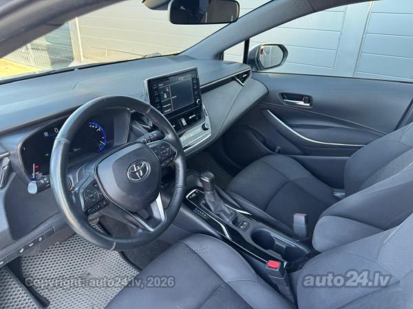 Pelēks Toyota Corolla 2021 Tallina, ar dzinēja tilpumu 1.80 L un nobraukumu 239 tūkst. km par 11995 €, foto 9 vietnē AUTOMOTO.COM.LV