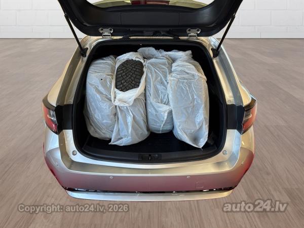 Pelēks Toyota Corolla 2021 Tartu, ar dzinēja tilpumu 1.20 L un nobraukumu 43 tūkst. km par 17990 €, foto 11 vietnē AUTOMOTO.COM.LV