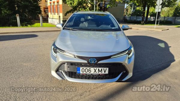 Toyota Corolla 2021 in Tallinn on AUTOMOTO.COM.LV Grey Toyota Corolla 2021 in Tallinn, with an engine capacity of 1.80 L and mileage of 68 thousand km for 18900 €, photo 8 on AUTOMOTO.COM.LV
