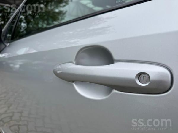 Toyota Corolla 2021 RÄ«ga vietnÄ PelÄks Toyota Corolla 2021 RÄ«ga, ar dzinÄja tilpumu 2.00 L un nobraukumu 88 tÅ«kst. km par 23450 ā¬, foto 8 vietnÄ AUTOMOTO.COM.LV