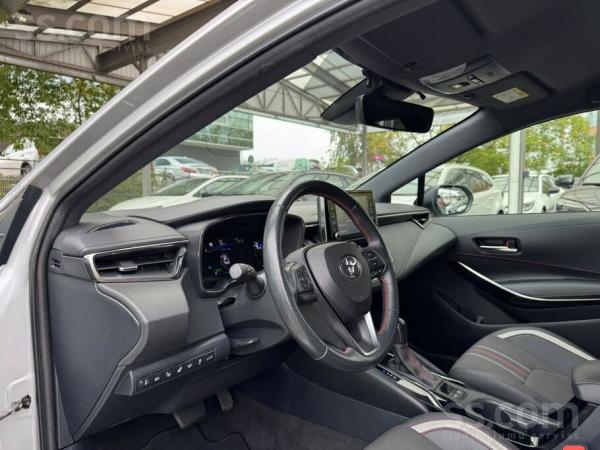 Toyota Corolla 2021 RÄ«ga vietnÄ PelÄks Toyota Corolla 2021 RÄ«ga, ar dzinÄja tilpumu 2.00 L un nobraukumu 88 tÅ«kst. km par 23450 ā¬, foto 9 vietnÄ AUTOMOTO.COM.LV