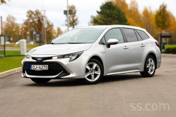 Серый Тойота Королла 2021 в Елгава, объемом двигателя 1.80 л и пробегом 177 тыс. км за 15990 €, фото 1 на AUTOMOTO.COM.LV