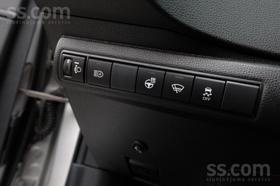 Pelēks Toyota Corolla 2021 Jelgava, ar dzinēja tilpumu 1.80 L un nobraukumu 177 tūkst. km par 15990 €, foto 22 vietnē AUTOMOTO.COM.LV