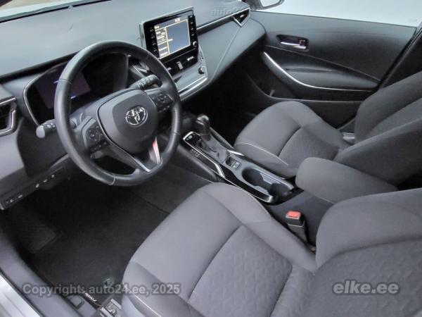 Pelēks Toyota Corolla 2022 Tallina, ar dzinēja tilpumu 1.20 L un nobraukumu 105 tūkst. km par 17495 €, foto 11 vietnē AUTOMOTO.COM.LV