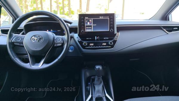 Pelēks Toyota Corolla 2022 Tallina, ar dzinēja tilpumu 1.80 L un nobraukumu 36 tūkst. km par 21995 €, foto 8 vietnē AUTOMOTO.COM.LV