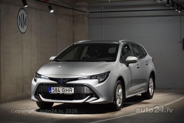 Pelēks Toyota Corolla 2022 Tallina, ar dzinēja tilpumu 1.80 L un nobraukumu 54 tūkst. km par 19990 €, foto 3 vietnē AUTOMOTO.COM.LV