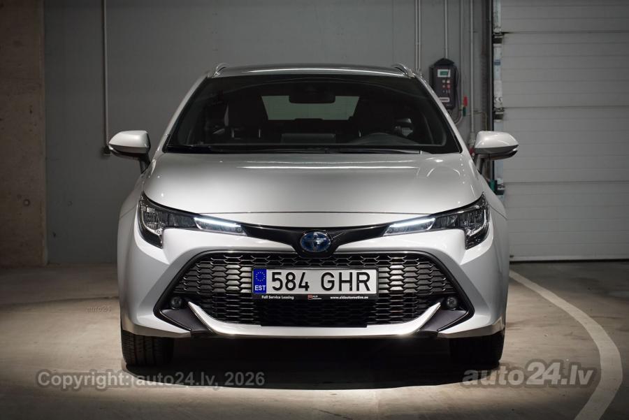 Pelēks Toyota Corolla 2022 Tallina, ar dzinēja tilpumu 1.80 L un nobraukumu 54 tūkst. km par 19990 €, foto 6 vietnē AUTOMOTO.COM.LV