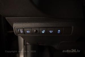 Pelēks Toyota Corolla 2022 Tallina, ar dzinēja tilpumu 1.80 L un nobraukumu 54 tūkst. km par 19990 €, foto 20 vietnē AUTOMOTO.COM.LV