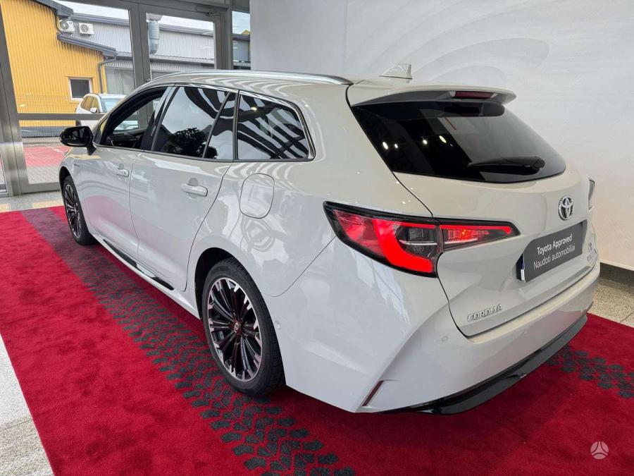 Pelēks Toyota Corolla 2022 Šauļi, ar dzinēja tilpumu 1.80 L un nobraukumu 96 tūkst. km par 23900 €, foto 5 vietnē AUTOMOTO.COM.LV