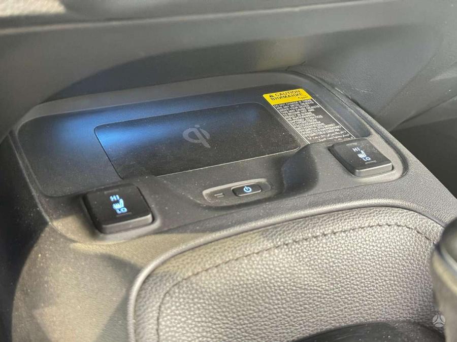 Pelēks Toyota Corolla 2022 Šauļi, ar dzinēja tilpumu 1.80 L un nobraukumu 96 tūkst. km par 23900 €, foto 20 vietnē AUTOMOTO.COM.LV