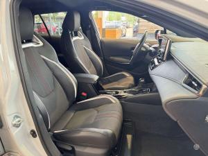 Pelēks Toyota Corolla 2022 Šauļi, ar dzinēja tilpumu 1.80 L un nobraukumu 96 tūkst. km par 23900 €, foto 24 vietnē AUTOMOTO.COM.LV