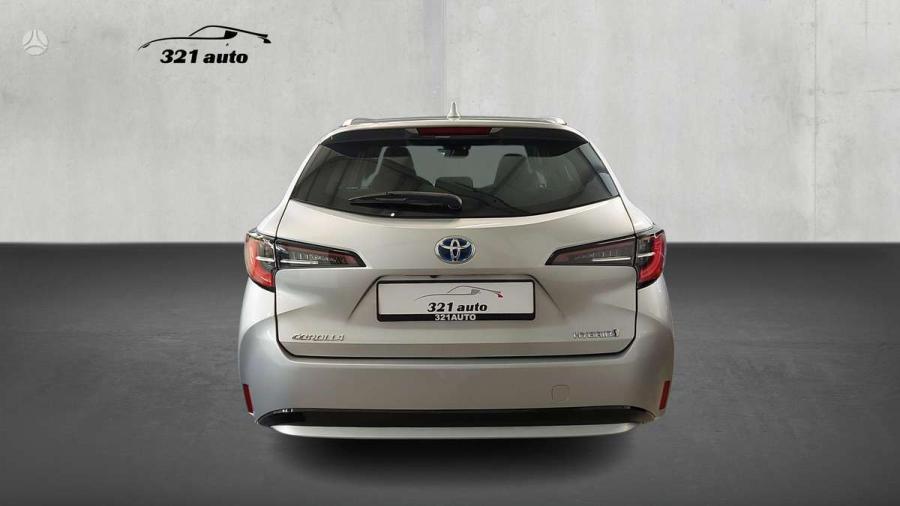 Pelēks Toyota Corolla 2022 Kauņa, ar dzinēja tilpumu 1.80 L un nobraukumu 91 tūkst. km par 18750 €, foto 5 vietnē AUTOMOTO.COM.LV