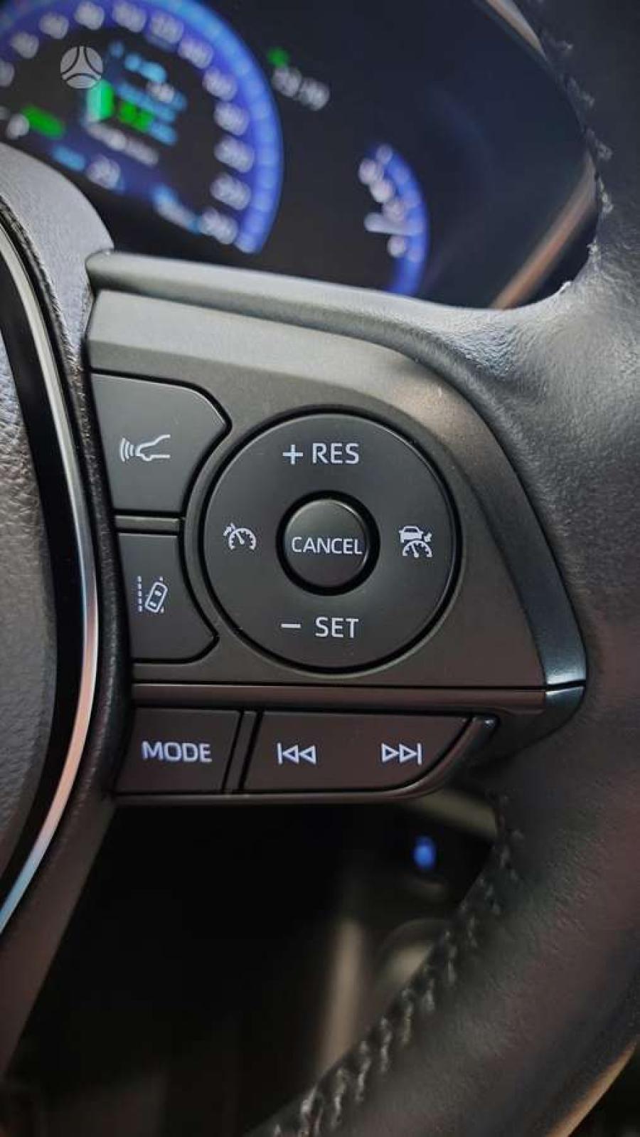 Pelēks Toyota Corolla 2022 Kauņa, ar dzinēja tilpumu 1.80 L un nobraukumu 91 tūkst. km par 18750 €, foto 18 vietnē AUTOMOTO.COM.LV