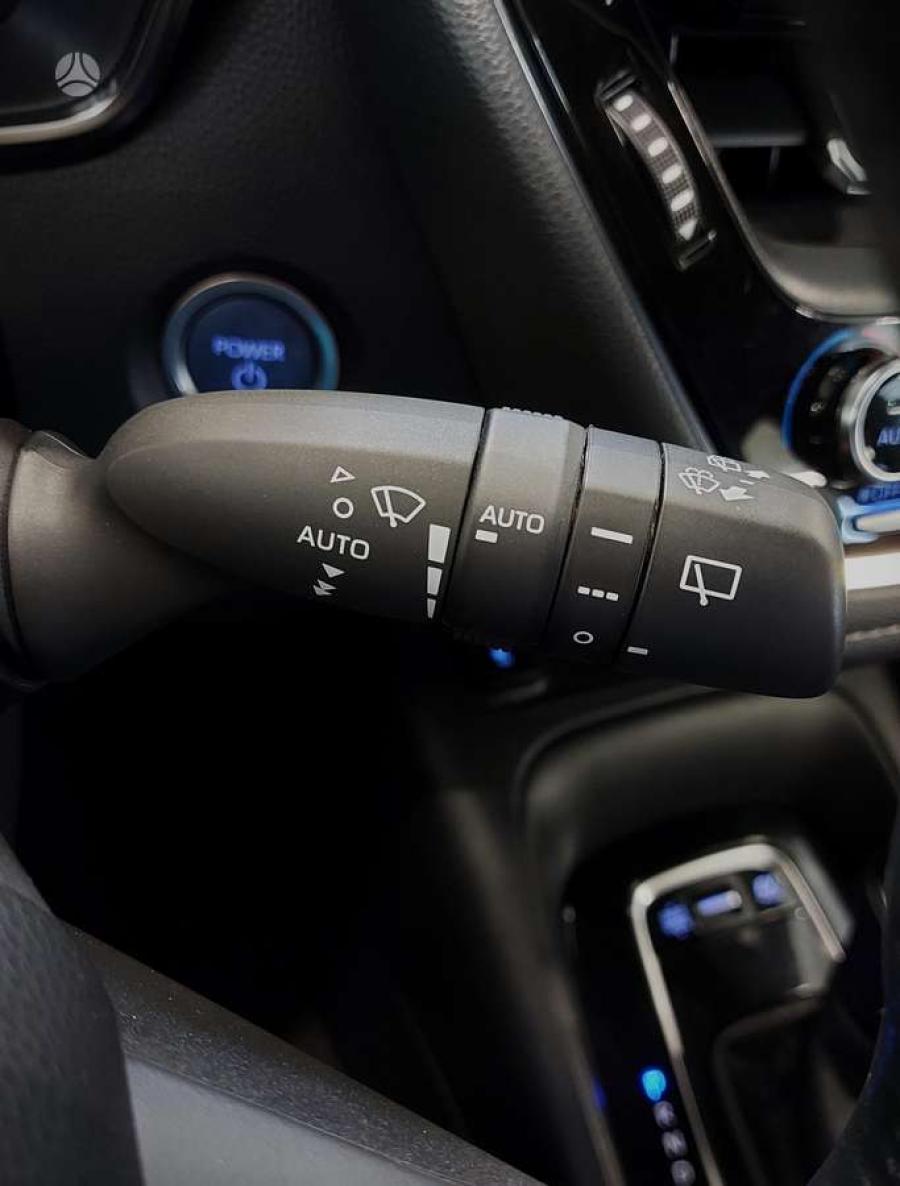 Pelēks Toyota Corolla 2022 Kauņa, ar dzinēja tilpumu 1.80 L un nobraukumu 91 tūkst. km par 18750 €, foto 20 vietnē AUTOMOTO.COM.LV