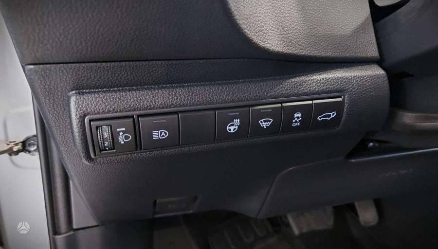 Pelēks Toyota Corolla 2022 Kauņa, ar dzinēja tilpumu 1.80 L un nobraukumu 91 tūkst. km par 18750 €, foto 25 vietnē AUTOMOTO.COM.LV