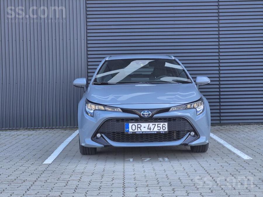 Pelēks Toyota Corolla 2022 Rīga, ar dzinēja tilpumu 1.80 L un nobraukumu 103 tūkst. km par 17750 €, foto 3 vietnē AUTOMOTO.COM.LV