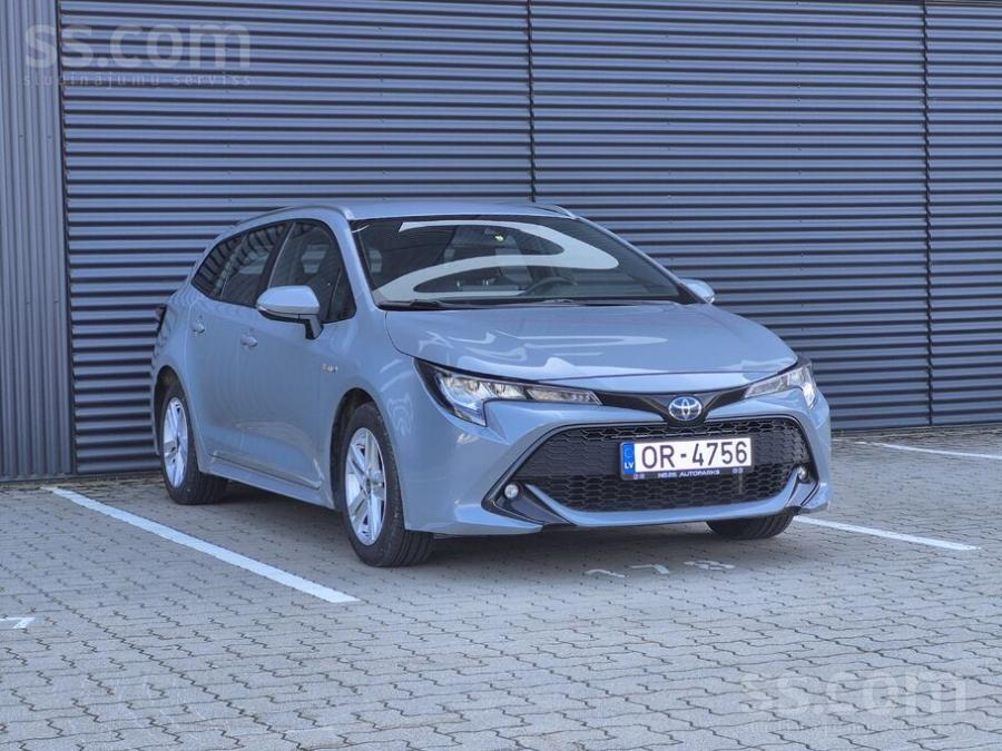 Pelēks Toyota Corolla 2022 Rīga, ar dzinēja tilpumu 1.80 L un nobraukumu 103 tūkst. km par 17750 €, foto 4 vietnē AUTOMOTO.COM.LV