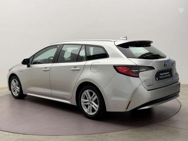 Pelēks Toyota Corolla 2022 Panevēža, ar dzinēja tilpumu 1.80 L un nobraukumu 156 tūkst. km par 17990 €, foto 6 vietnē AUTOMOTO.COM.LV