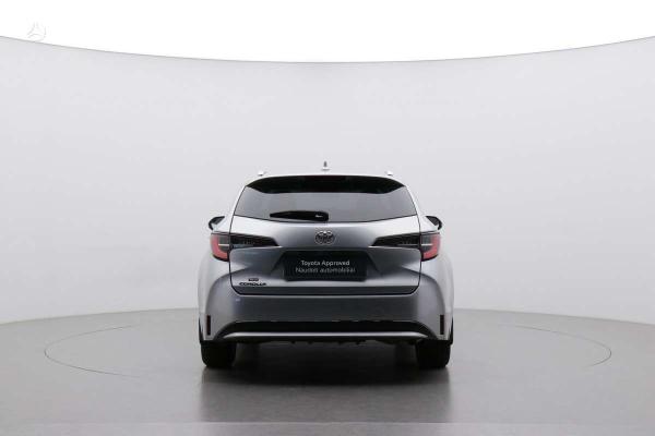 Pelēks Toyota Corolla 2022 Viļņa, ar dzinēja tilpumu 1.20 L un nobraukumu 118 tūkst. km par 16900 €, foto 6 vietnē AUTOMOTO.COM.LV
