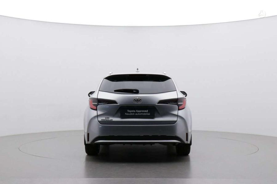 Pelēks Toyota Corolla 2022 Viļņa, ar dzinēja tilpumu 1.20 L un nobraukumu 118 tūkst. km par 16900 €, foto 6 vietnē AUTOMOTO.COM.LV