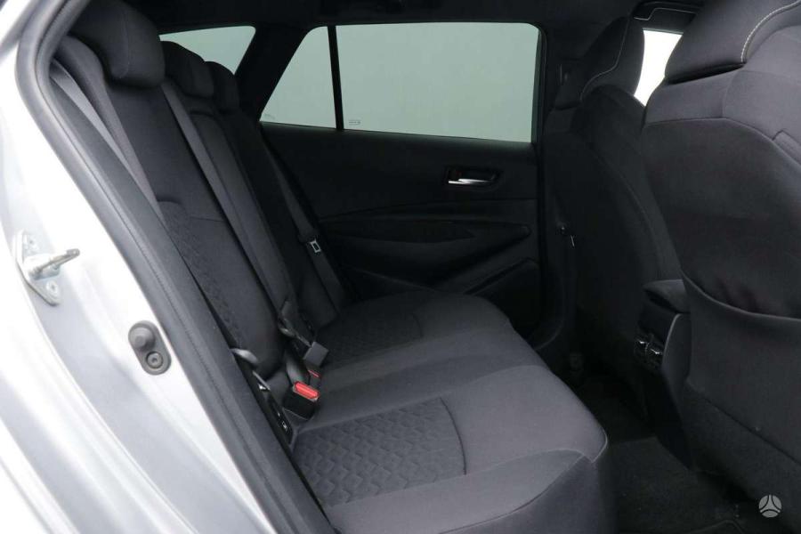 Pelēks Toyota Corolla 2022 Viļņa, ar dzinēja tilpumu 1.20 L un nobraukumu 118 tūkst. km par 16900 €, foto 11 vietnē AUTOMOTO.COM.LV
