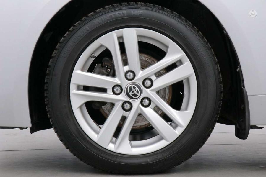 Pelēks Toyota Corolla 2022 Viļņa, ar dzinēja tilpumu 1.20 L un nobraukumu 118 tūkst. km par 16900 €, foto 17 vietnē AUTOMOTO.COM.LV