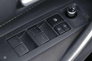Pelēks Toyota Corolla 2022 Viļņa, ar dzinēja tilpumu 1.20 L un nobraukumu 118 tūkst. km par 16900 €, foto 23 vietnē AUTOMOTO.COM.LV