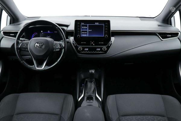 Toyota Corolla 2022 Viļņa vietnē Pelēks Toyota Corolla 2022 Viļņa, ar dzinēja tilpumu 1.20 L un nobraukumu 118 tūkst. km par 16900 €, foto 8 vietnē AUTOMOTO.COM.LV