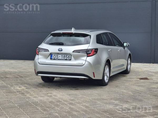 Pelēks Toyota Corolla 2022 Rīga, ar dzinēja tilpumu 1.80 L un nobraukumu 110 tūkst. km par 16800 €, foto 5 vietnē AUTOMOTO.COM.LV