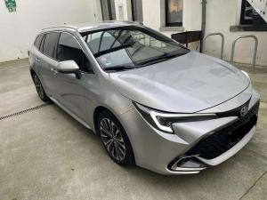 Pelēks Toyota Corolla 2023 Viļņa, ar dzinēja tilpumu 1.80 L un nobraukumu 27 tūkst. km par 27500 €, foto  vietnē AUTOMOTO.COM.LV