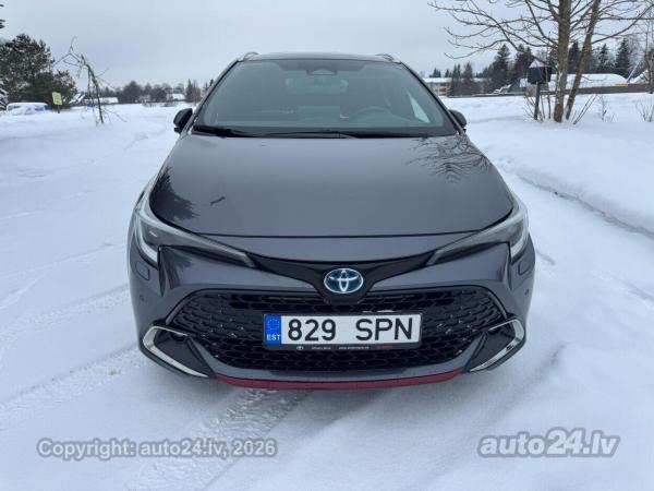 Grey Toyota Corolla 2023 in Tallinn, with an engine capacity of 2.00 L and mileage of 26 thousand km for 32500 €, photo 6 on AUTOMOTO.COM.LV
