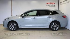 Grey Toyota Corolla 2023 in Tallinn, with an engine capacity of 1.80 L and mileage of 86 thousand km for 21990 €, photo 3 on AUTOMOTO.COM.LV