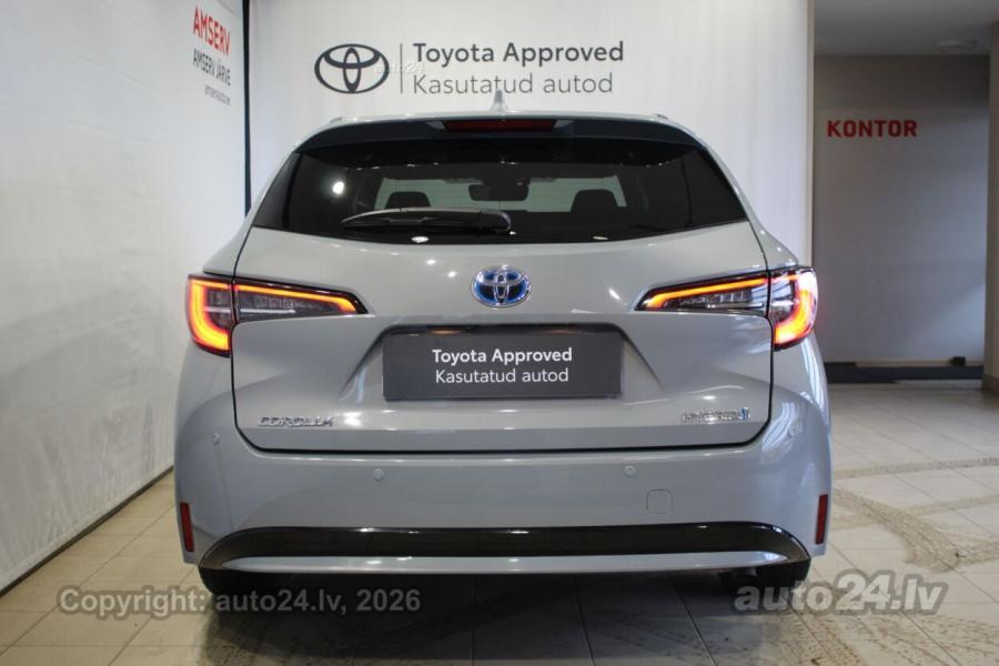 Grey Toyota Corolla 2023 in Tallinn, with an engine capacity of 1.80 L and mileage of 86 thousand km for 21990 €, photo 4 on AUTOMOTO.COM.LV