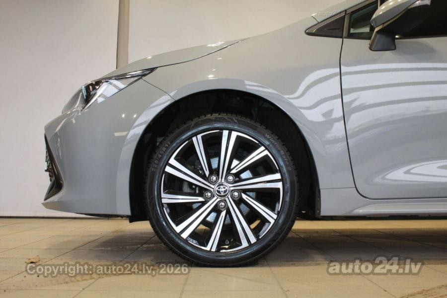 Grey Toyota Corolla 2023 in Tallinn, with an engine capacity of 1.80 L and mileage of 86 thousand km for 21990 €, photo 15 on AUTOMOTO.COM.LV