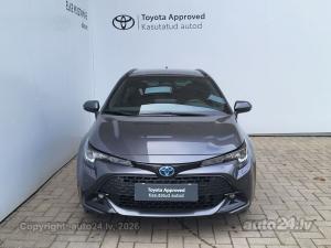 Pelēks Toyota Corolla 2023 Tallina, ar dzinēja tilpumu 1.80 L un nobraukumu 17 tūkst. km par 23495 €, foto 5 vietnē AUTOMOTO.COM.LV