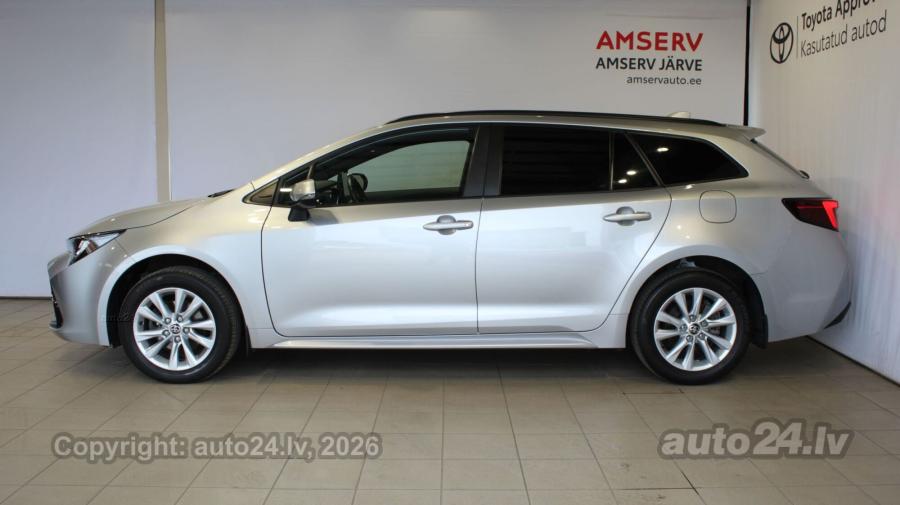 Pelēks Toyota Corolla 2023 Tallina, ar dzinēja tilpumu 1.80 L un nobraukumu 54 tūkst. km par 22690 €, foto 4 vietnē AUTOMOTO.COM.LV