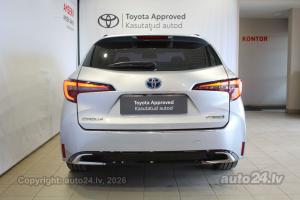 Pelēks Toyota Corolla 2023 Tallina, ar dzinēja tilpumu 1.80 L un nobraukumu 54 tūkst. km par 22690 €, foto 5 vietnē AUTOMOTO.COM.LV