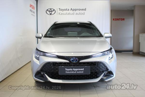 Pelēks Toyota Corolla 2023 Tallina, ar dzinēja tilpumu 1.80 L un nobraukumu 54 tūkst. km par 22690 €, foto 5 vietnē AUTOMOTO.COM.LV