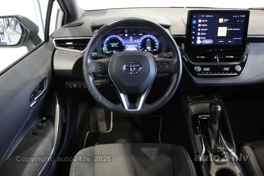 Pelēks Toyota Corolla 2023 Tallina, ar dzinēja tilpumu 1.80 L un nobraukumu 54 tūkst. km par 22690 €, foto 10 vietnē AUTOMOTO.COM.LV