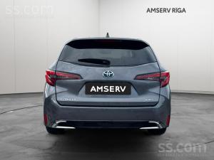 Pelēks Toyota Corolla 2023 Rīga, ar dzinēja tilpumu 1.80 L un nobraukumu 37 tūkst. km par 24900 €, foto 5 vietnē AUTOMOTO.COM.LV