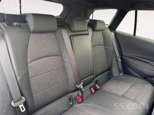 Pelēks Toyota Corolla 2023 Rīga, ar dzinēja tilpumu 1.80 L un nobraukumu 37 tūkst. km par 24900 €, foto 8 vietnē AUTOMOTO.COM.LV