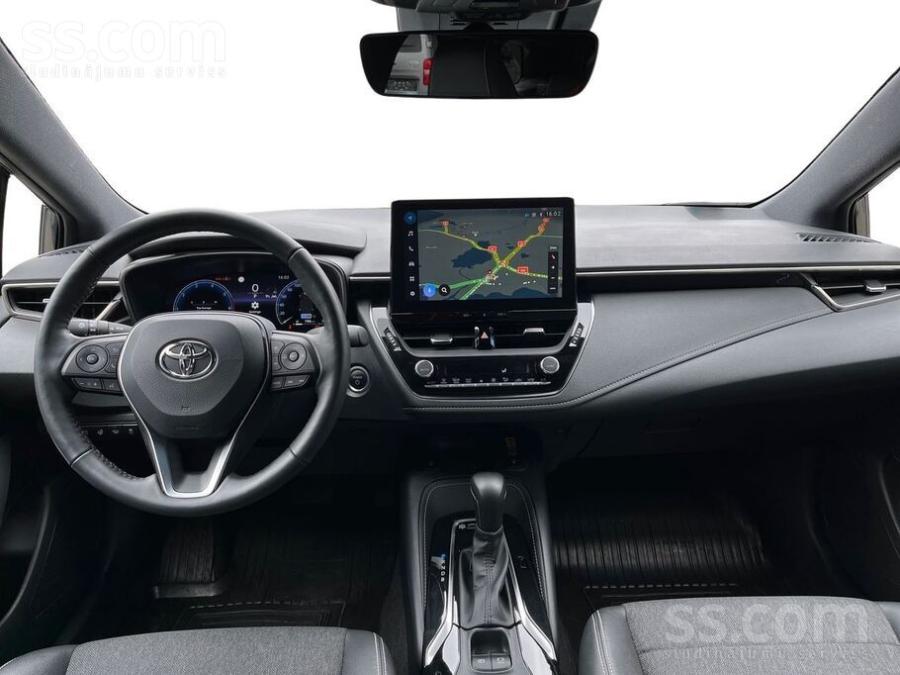 Pelēks Toyota Corolla 2023 Rīga, ar dzinēja tilpumu 1.80 L un nobraukumu 10 tūkst. km par 26990 €, foto 9 vietnē AUTOMOTO.COM.LV
