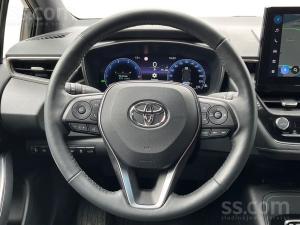 Pelēks Toyota Corolla 2023 Rīga, ar dzinēja tilpumu 1.80 L un nobraukumu 10 tūkst. km par 26990 €, foto 13 vietnē AUTOMOTO.COM.LV