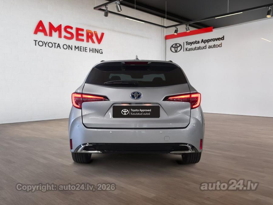 Pelēks Toyota Corolla 2023 Tallina, ar dzinēja tilpumu 1.80 L un nobraukumu 83 tūkst. km par 21990 €, foto 5 vietnē AUTOMOTO.COM.LV